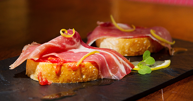 Espanha simplifica as denominações de venda do jamón - 13/01/2014 ...