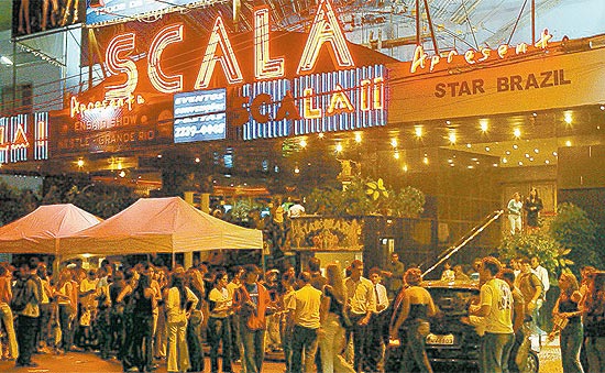 F5 - Humanos - Famoso por bailes, teatro Scala vai a leilão no Rio - 20 ...