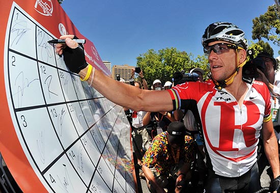 Sete vezes campeão da Volta da França, Lance Armstrong encerra sua ...