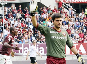Goleiro revelado pelo Corinthians acerta com a Juventus - 29/08/2012 ...