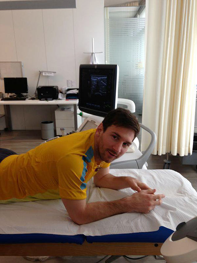 Messi faz sessões de fisioterapia para enfrentar o PSG - 07/04/2013 ...