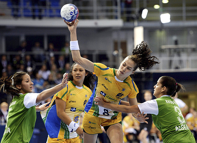 Brasil estreia com vitória fácil no Mundial feminino de handebol - 07 ...