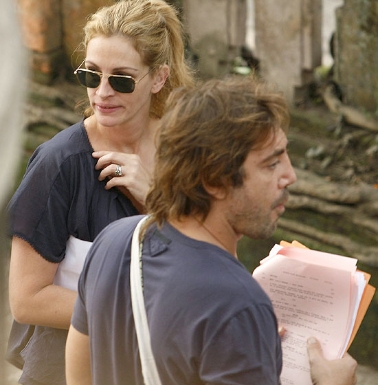 Javier Bardem grava filme com Julia Roberts em Bali - 20/10/2009 ...