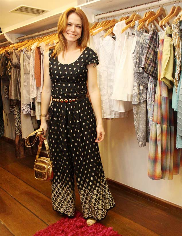 Folha.com - Ilustrada - Babi Xavier erra data e perde o próprio ...