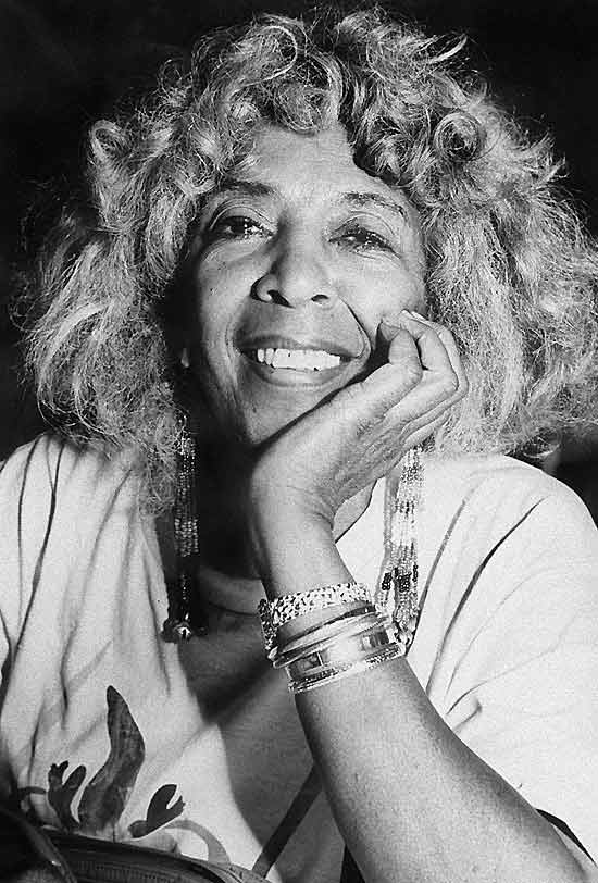 Diretora teatral Ellen Stewart morre aos 91 anos - 13/01/2011 ...