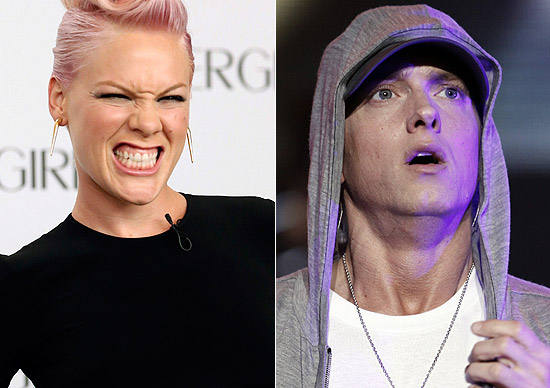 Folha de S.Paulo - Ilustrada - Disco de Pink terá dueto com Eminem - 08 ...