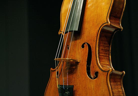 F5 - Você viu? - Violinista esquece Stradivarius de US$ 2,6 milhões em ...