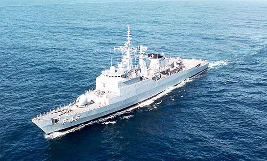 Fragata brasileira chega ao Líbano para liderar frota da ONU - 14/11 ...