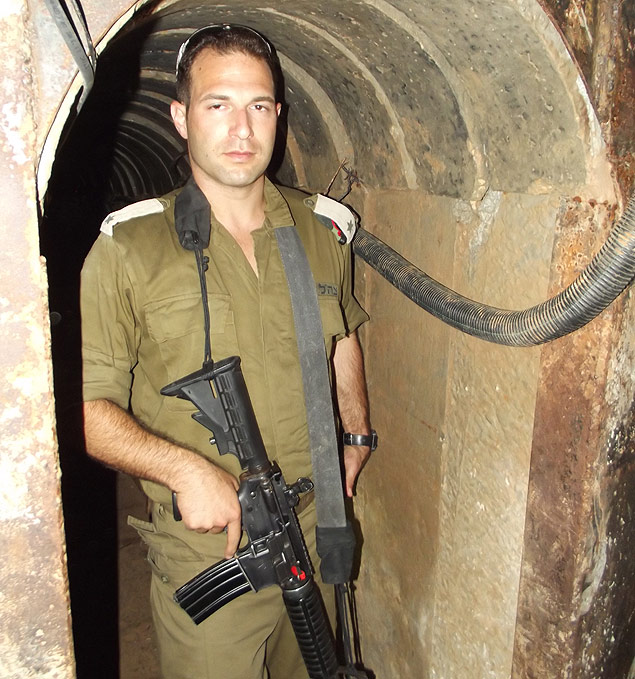 Um ano depois de guerra, fronteira de Israel com Gaza teme retomada ...