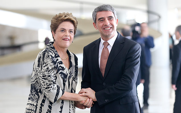 Dilma defende diálogo internacional para crise de refugiados na Síria ...