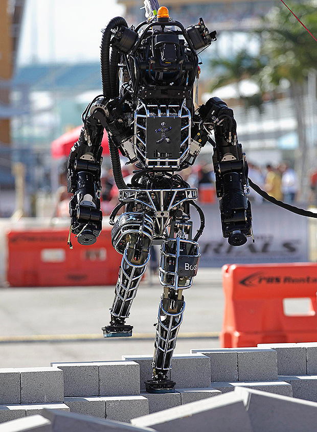 Foxconn e Google planejam fabricar robôs juntos, diz jornal - 11/02 ...