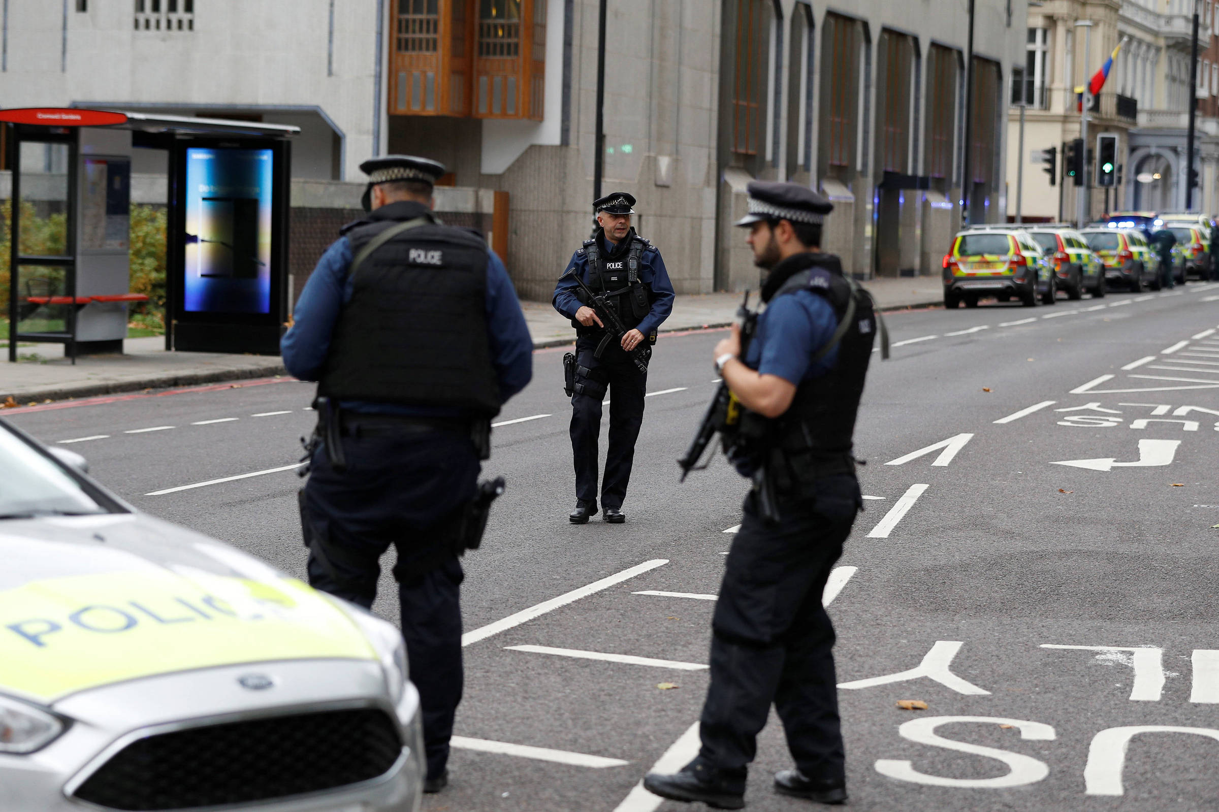Carro Atinge Pedestres Em Londres 07 10 2017 Mundo Fotografia