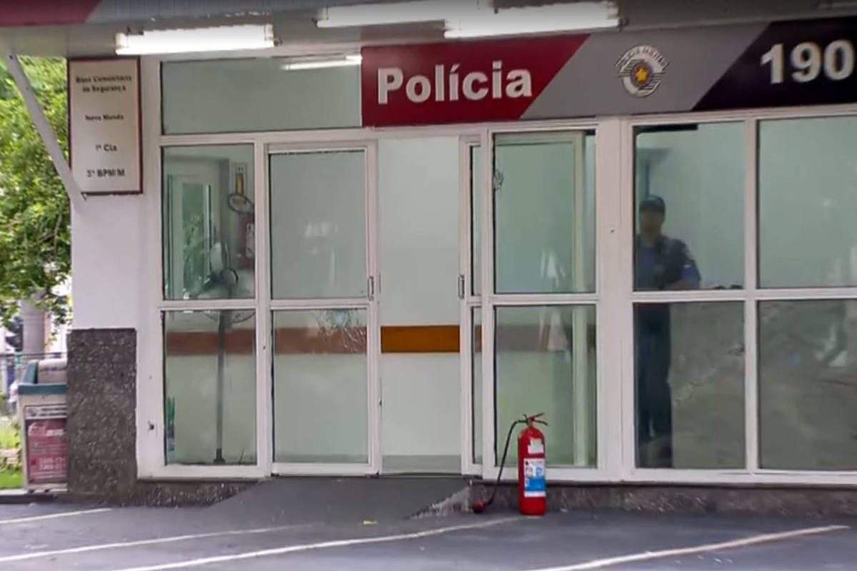 Dupla é Presa Na Zona Leste De Sp Com Quase 300 Porções De Drogas 02