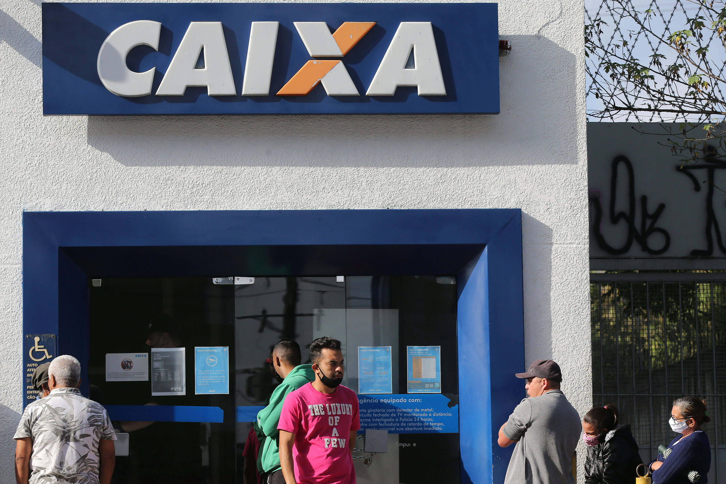 Descubra Quais Cidadãos Brasileiros Podem Receber R 2 400 Através Do