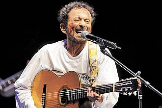 Tom Zé apresenta show "Danç-Êh-Sá" em SP - 23/09/2008 - Ilustrada ...